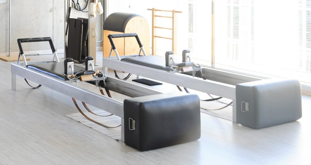 Aparatos de ejercicios de Pilates : UNIVERSAL REFORMER – Xammar Fisio ...